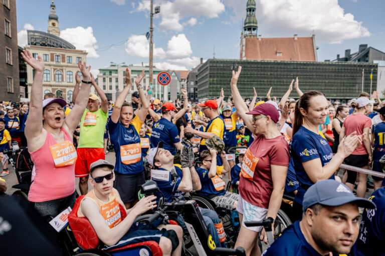 Programma “Iekļaujošs maratons” Rimi Rīgas maratonā vienos dalībniekus ...